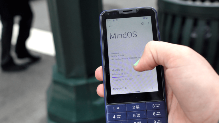 Mind Phone Review: Bridging The Gap Between Smartphones And Minimal ...
